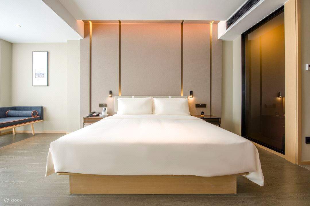 [Near Guangzhou Sunac Mao] Atour Hotel Guangzhou Huadu Financial Center ...